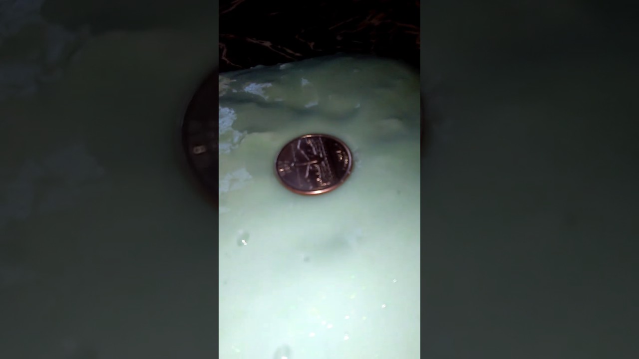 Quarter sinking in slime - YouTube