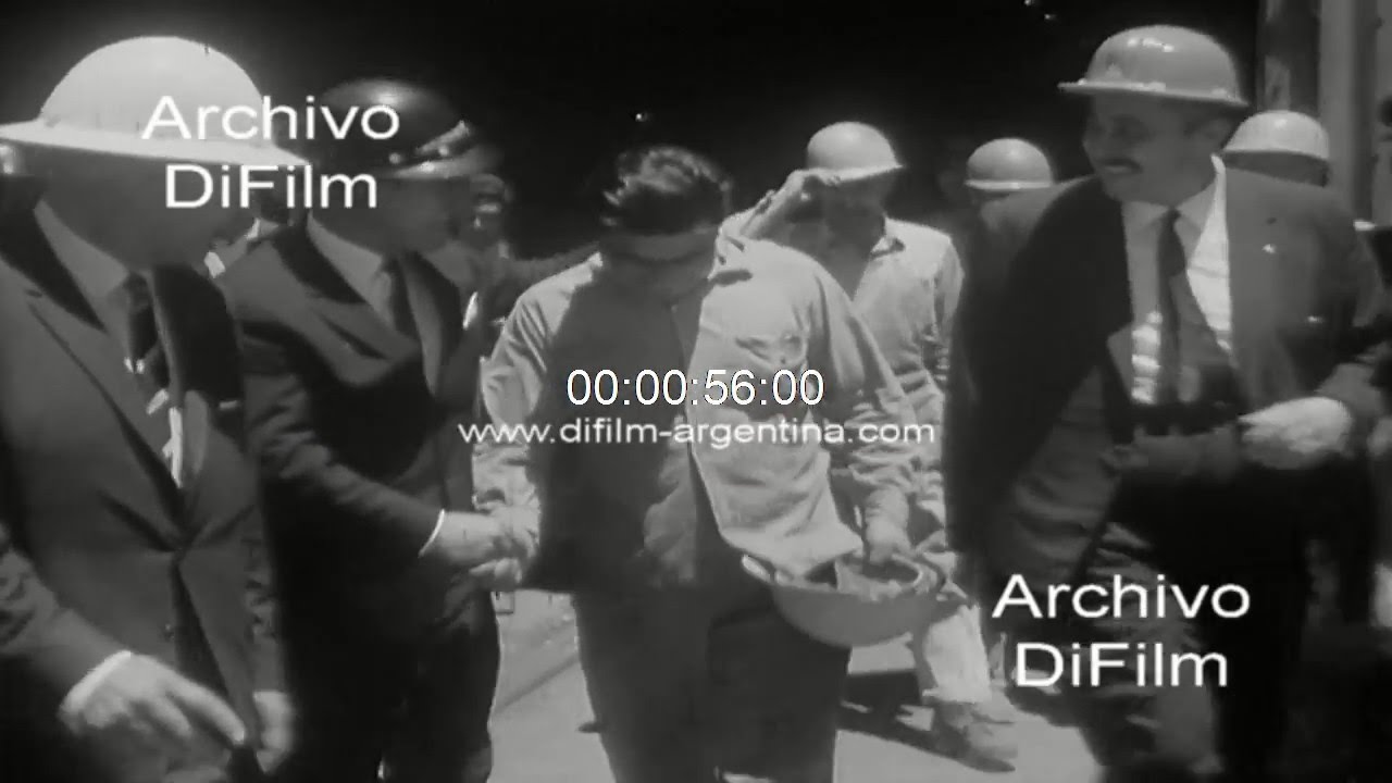 DiFilm - El presidente de Bolivia Rene Barrientos visita SOMISA 1966 ...