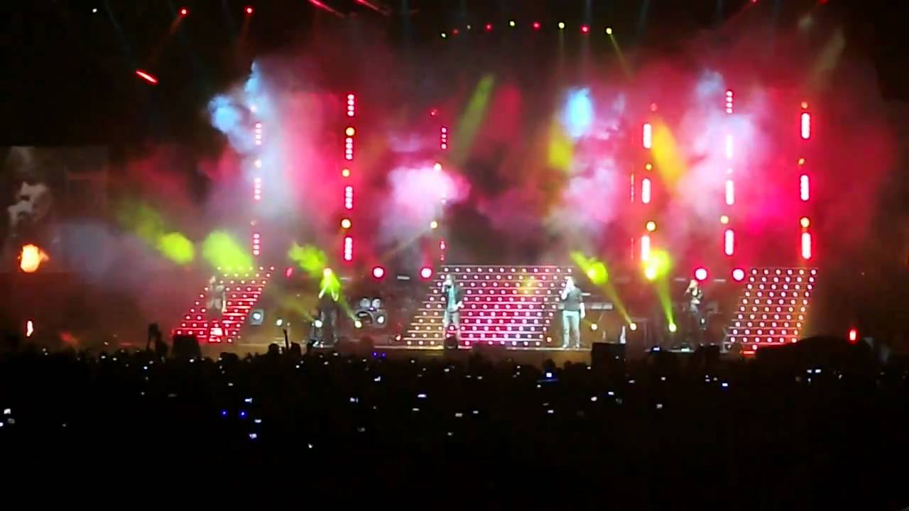 One Direction - Only Girl In The World - YouTube