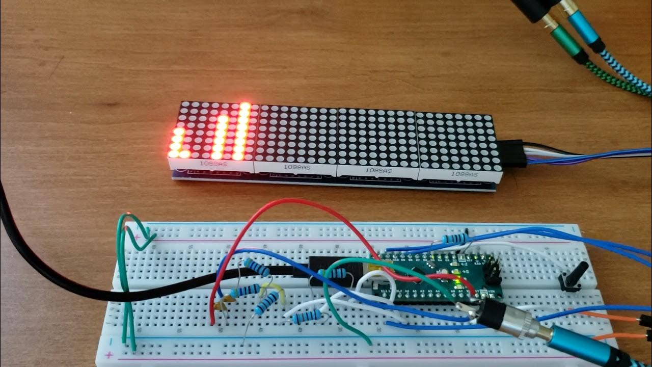 32-band Audio Spectrum Visualizer - YouTube