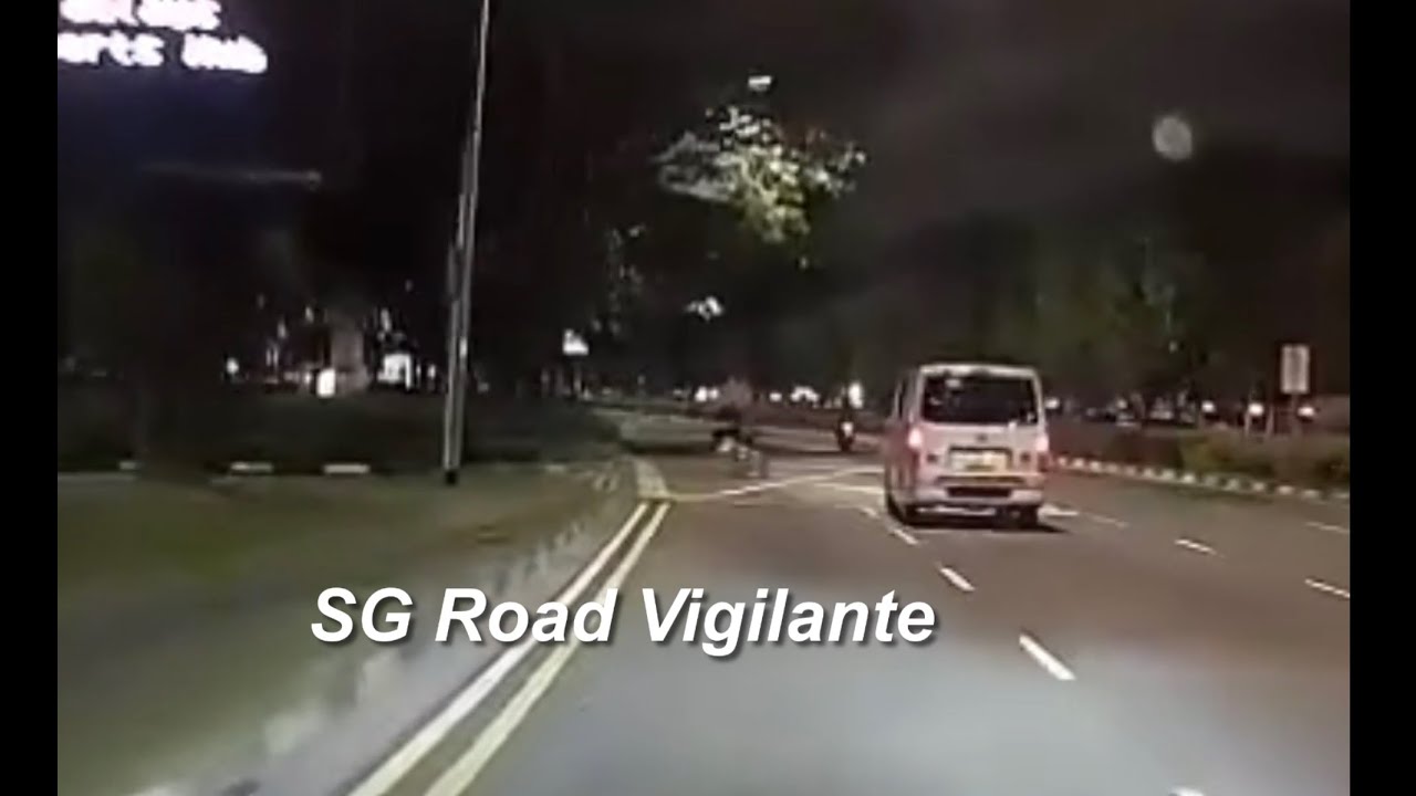 28feb2025 mountbatten road ebike from slip road wide turn and cut into ...