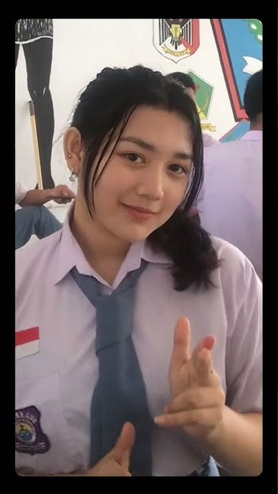tik tok cewek sma cantik manis - YouTube
