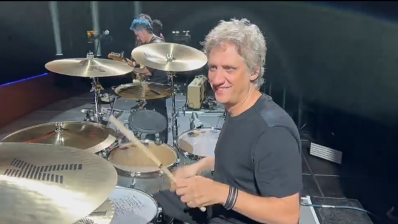 Charly Alberti - Gracias Totales Soda Stereo (soundcheck) - Los Angeles ...