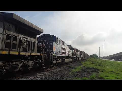 Gray Ghost + 4006 + 4009! KCSM 4547 AC44CW leads the MSHSZ with the best lash up ever! - YouTube