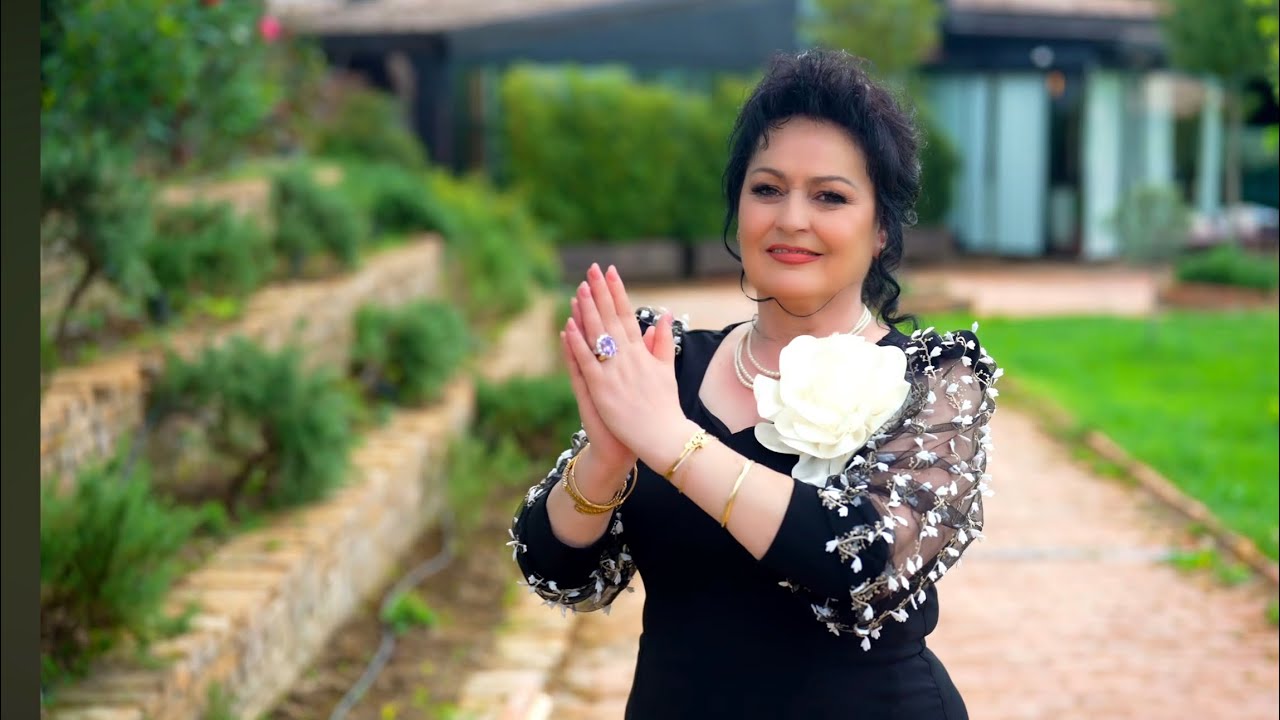 Nadia Dobruna " Ra si molle mbi trendafil " ( Official Release ) - YouTube