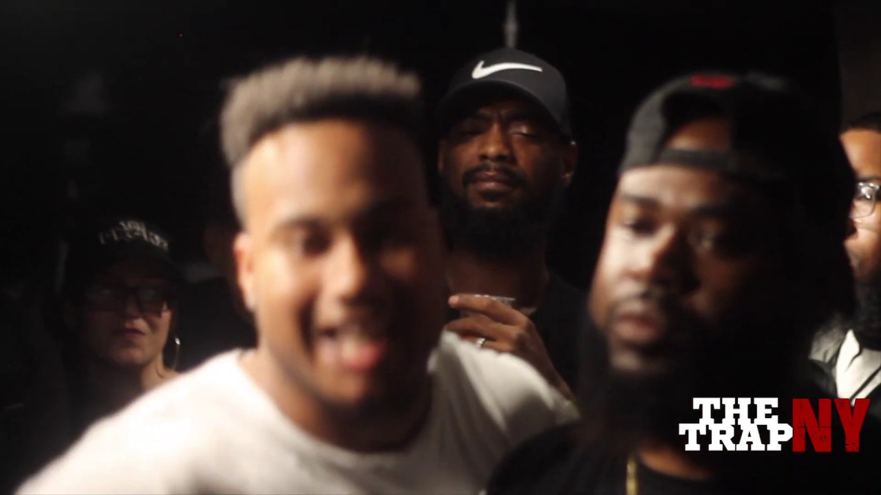 Chris Dubbs vs 757 Wayne P | The Trap NY - YouTube