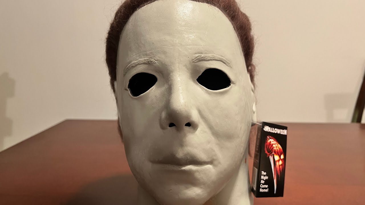 Michael Myers - The boogey man mask by Trick or Treat Studios - YouTube
