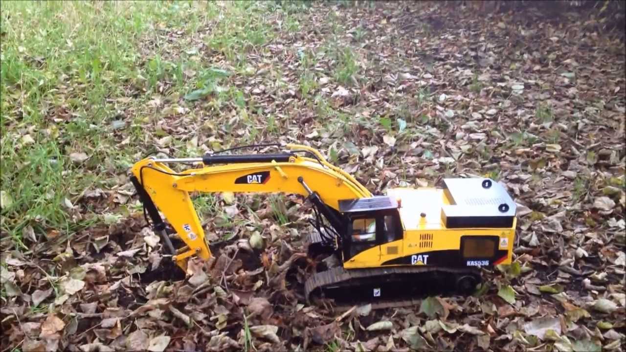 RC Digger CAT 1/12 Work in the real world - YouTube