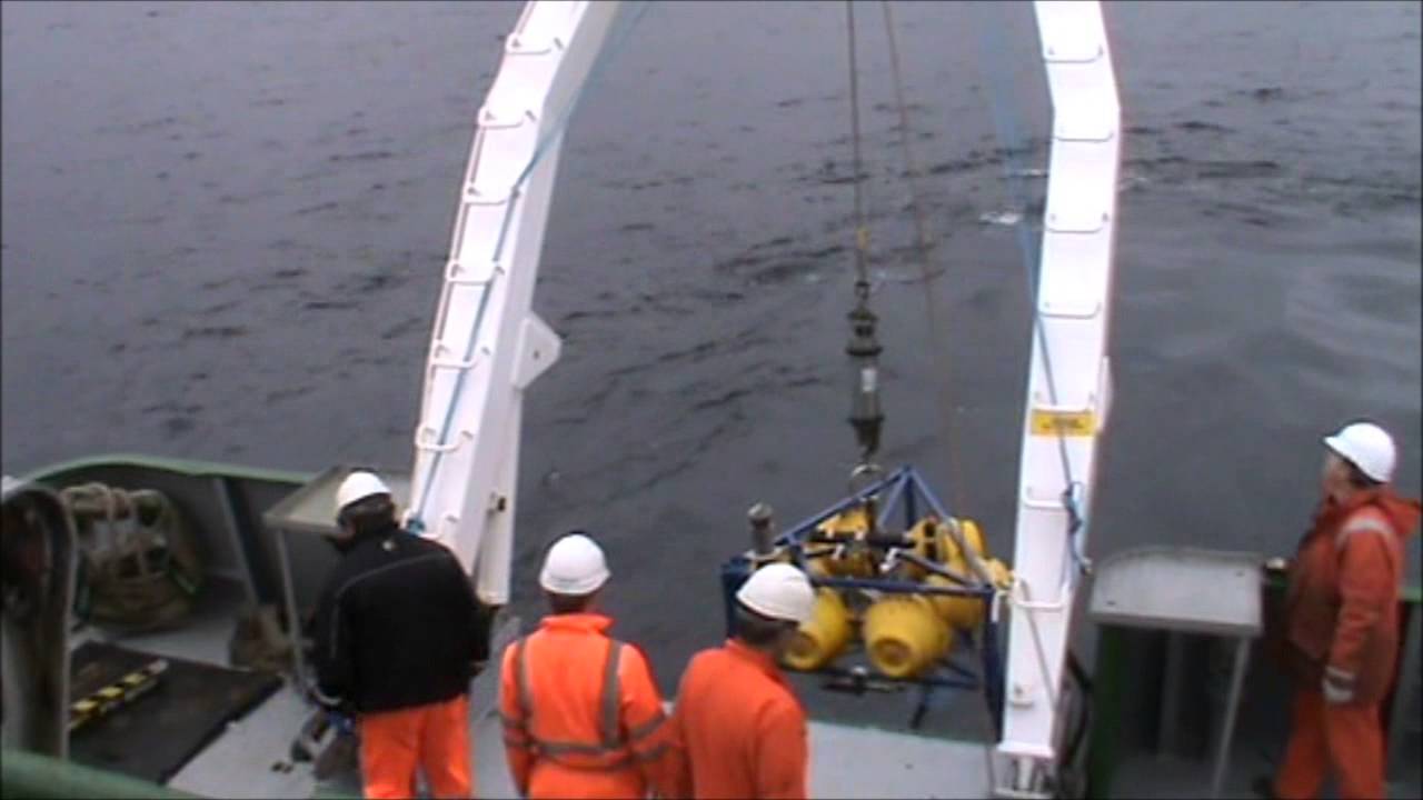 Benthic Lander Deployment in Galway Bay - YouTube