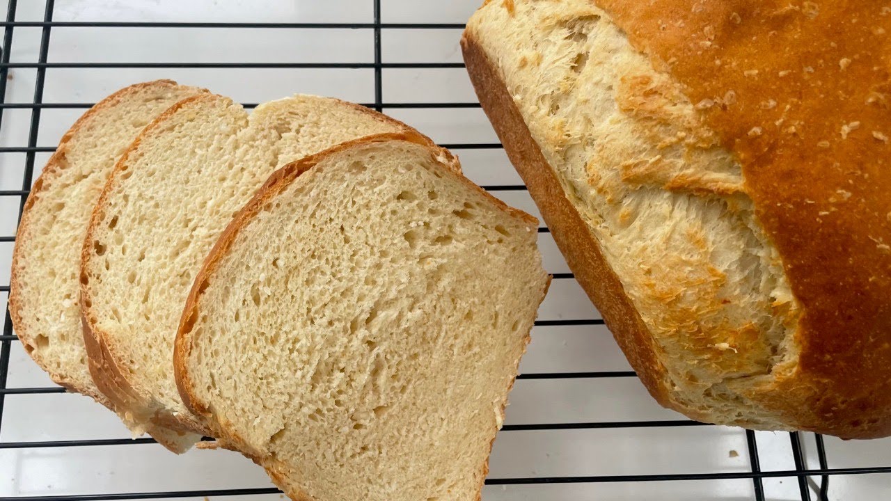 THE BEST PINEAPPLE COCONUT BREAD! Disney's Ohana Bread - YouTube