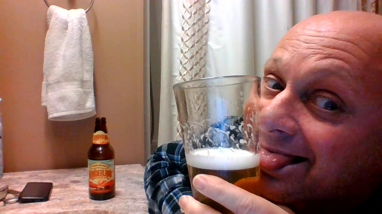 Sierra Nevada Wanderland Nectarine Ale Beer Review! - YouTube