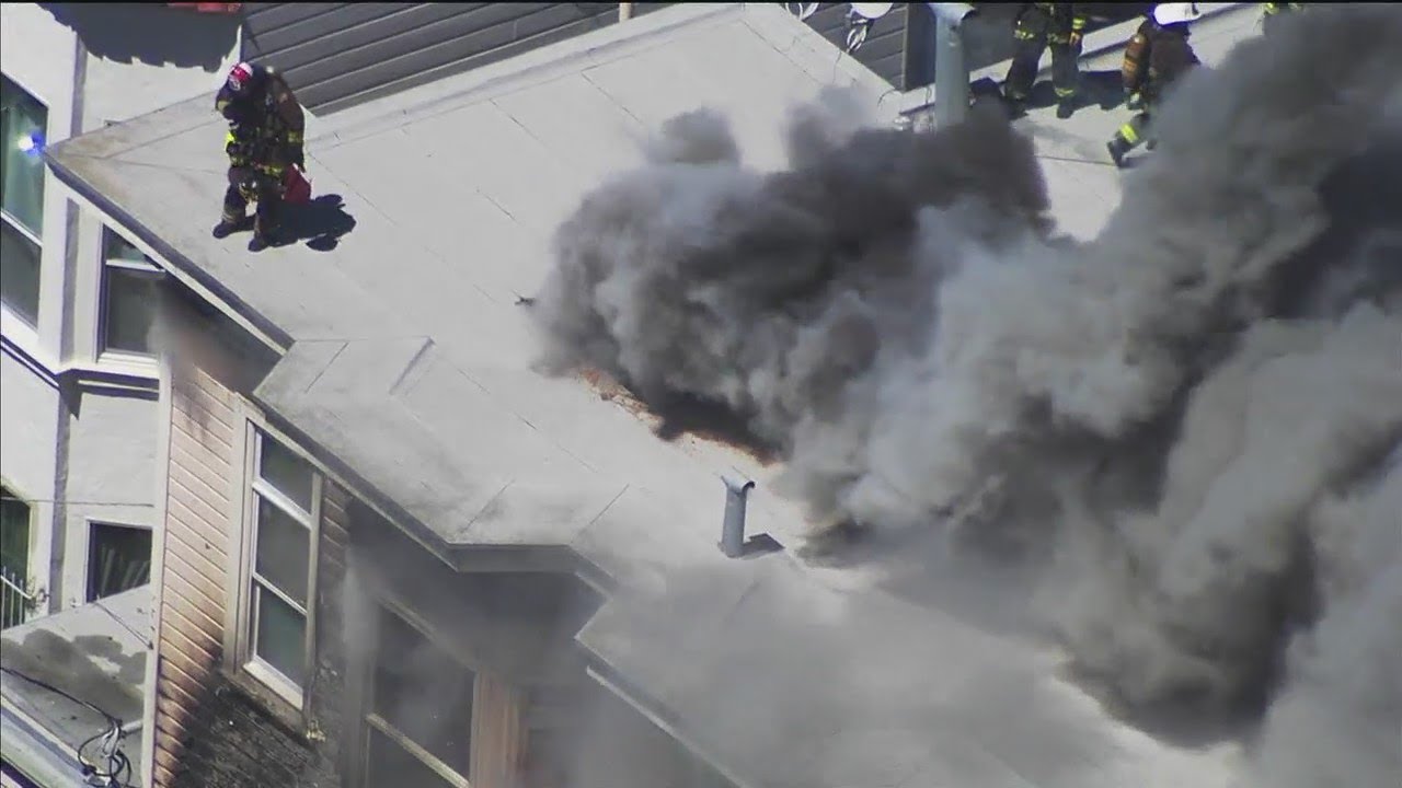 Massive fire at San Francisco apartment building injures three, leaves ...