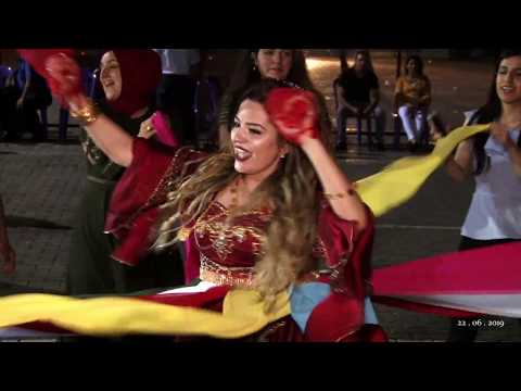 Emine & Samet - Kına Gecesi / 2019 /4K - Gelinden Gecenin Sonunda Rengarenk Bir Dans