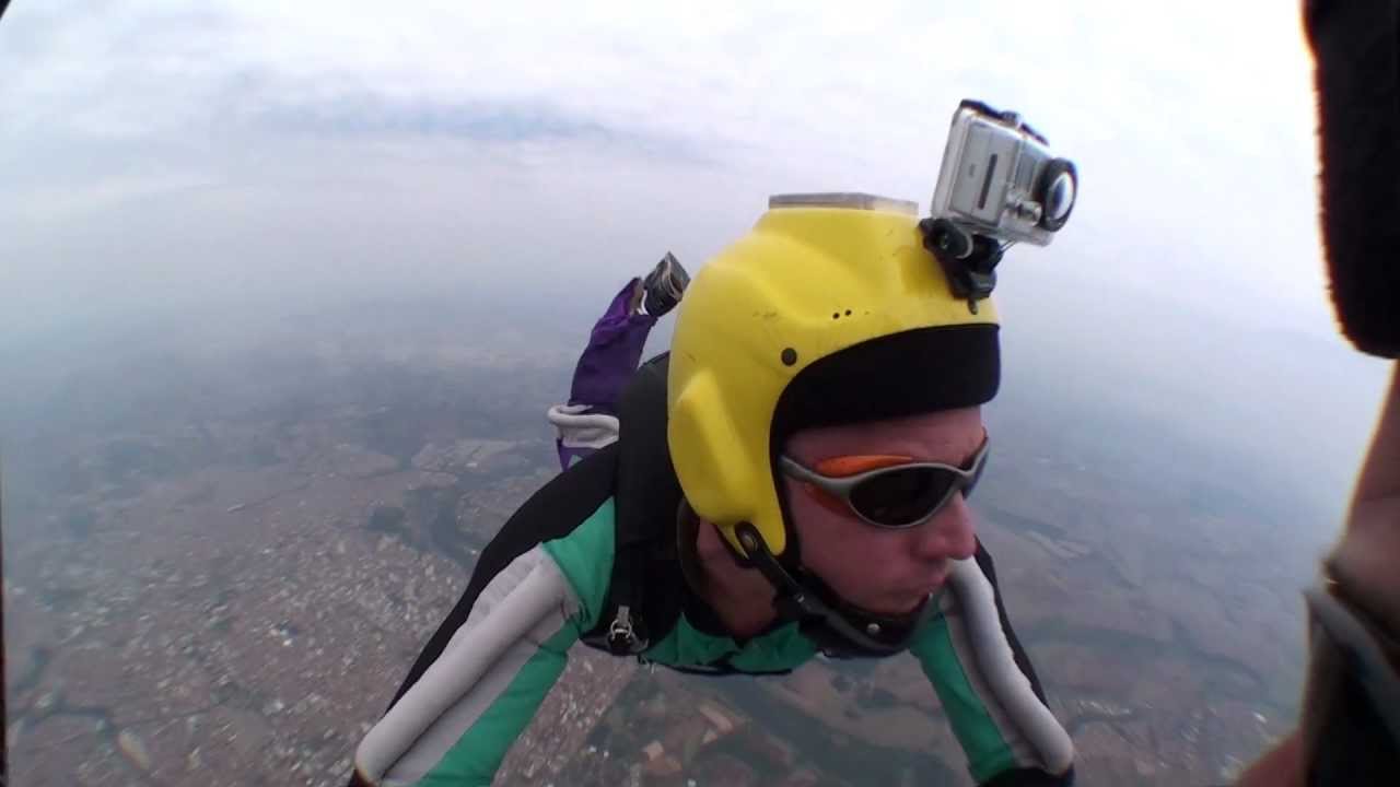 Skydiving - Amazing belly flight - Oct 2, 2011 - YouTube