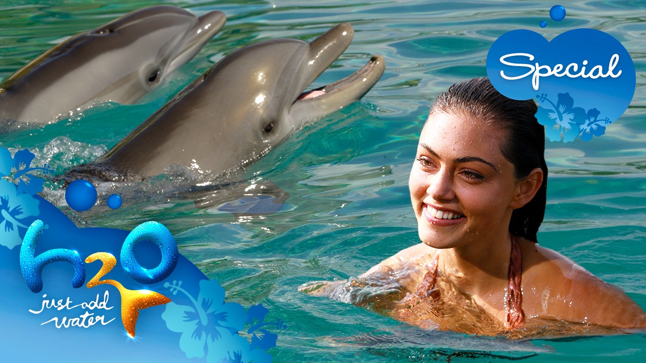 Cleo the Dolphin Trainer | H2O - Just Add Water - YouTube