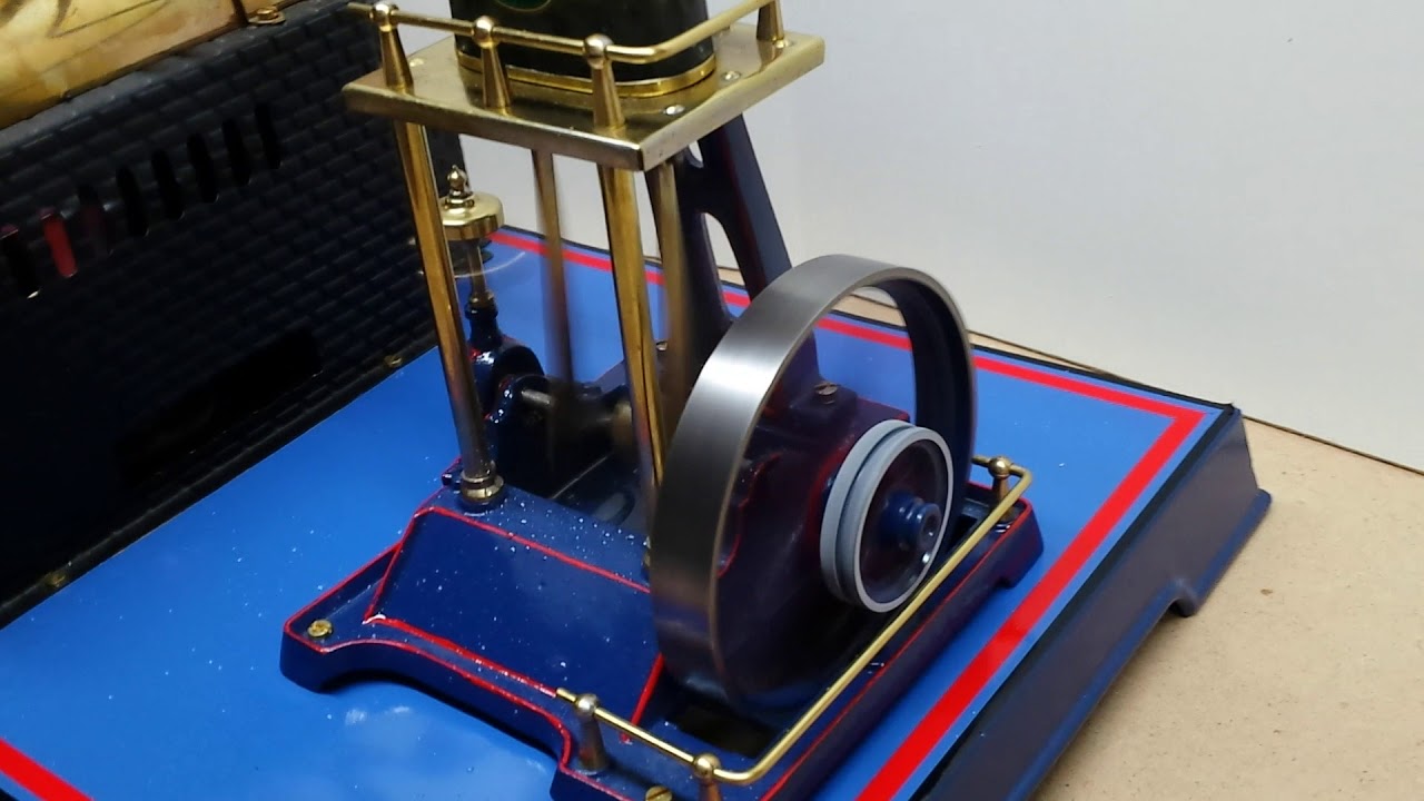 Stoommachine - Steam engine gemaakt Door doll in 1927 - YouTube