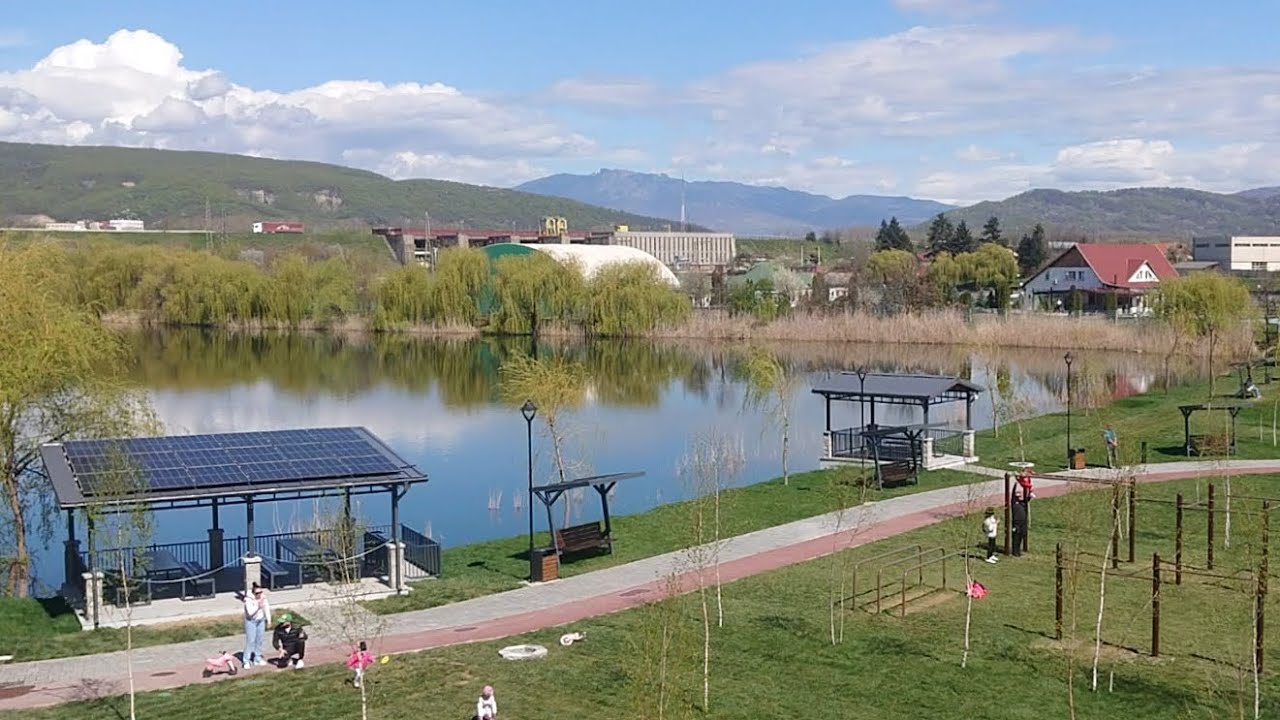 Parcul Trei Lacuri Nord din Râmnicu Vâlcea. vouă cum vi se pare? - YouTube
