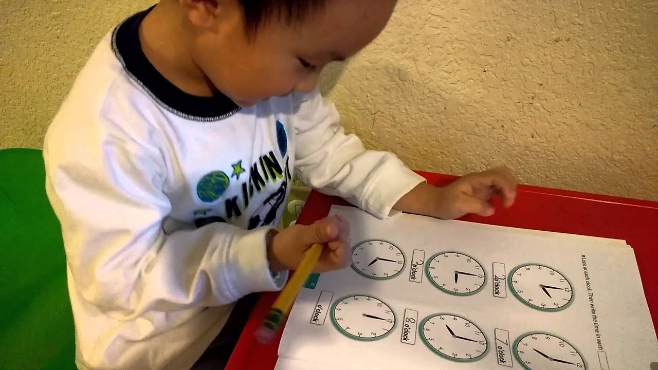 Telling time ( R 3 years old) - YouTube