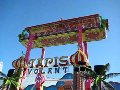 tapis volant d'Orléans - YouTube