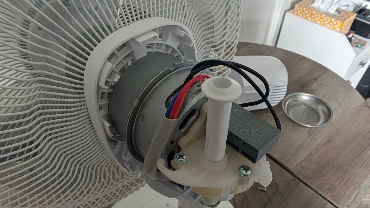 How to oil a permanently assembled fan motor - YouTube