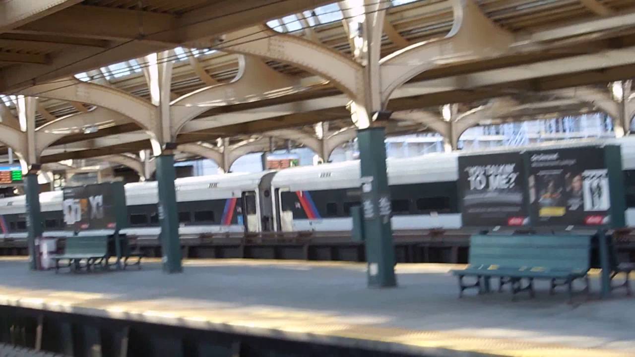 Amtrak, NJ Transit and MARC helping SEPTA out at 30th Street - YouTube
