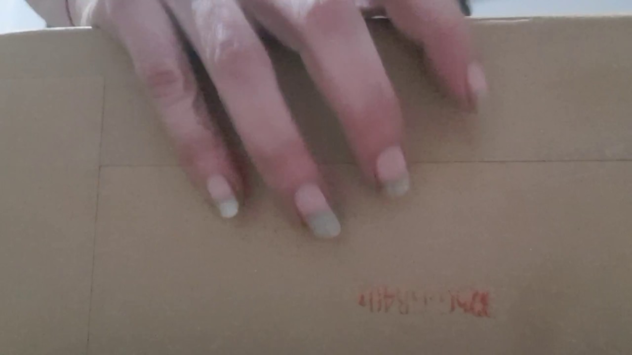 ASMR SCRATCHING OF MY LONG NATURAL NAILS ON HARD CARDBOX (DEEP MARKS ...