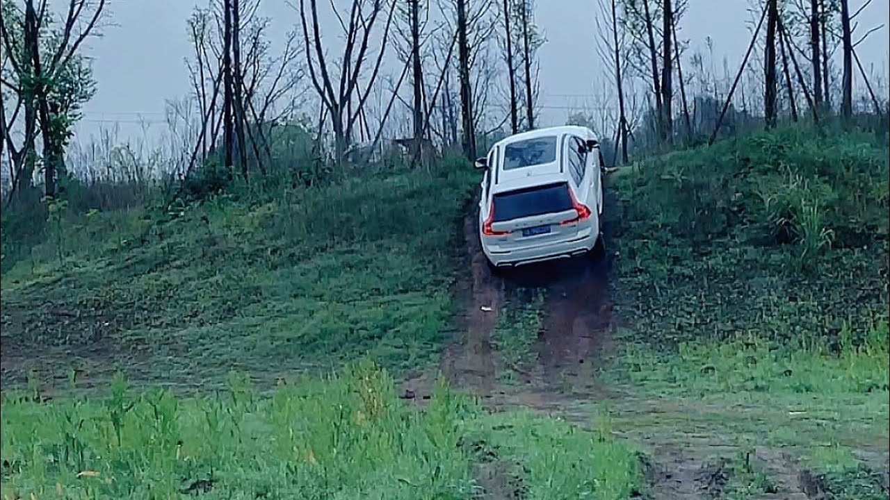 VOLVO XC60 OFF ROAD AWD T5 -4 - YouTube