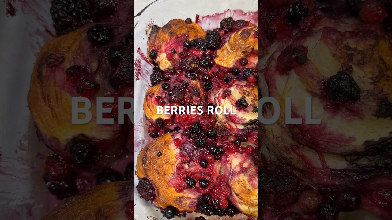 Berries roll🍓🫐 #recipe #baking #cooking - YouTube