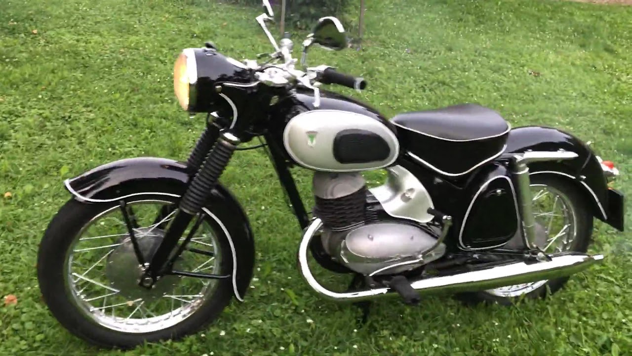DKW RT 250 S 1957 rebuild complete - YouTube