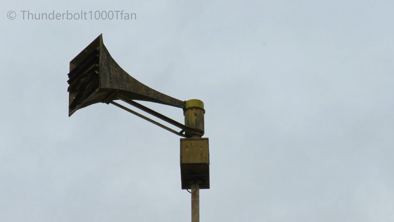 Federal Enterprises Thunderbolt 1000 Siren Activation | 1 Minute Alert ...