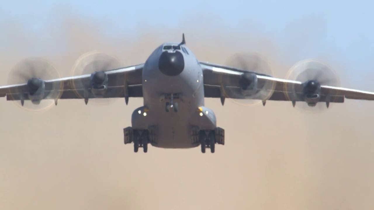 A400M Unpaved Runway Campaign Woodbridge Footage - YouTube