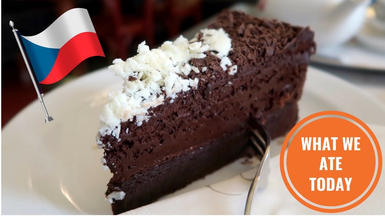 BEST CHEESECAKE IN PRAGUE & APARTMENT TOUR! (Day 3) | Food Diaries ...