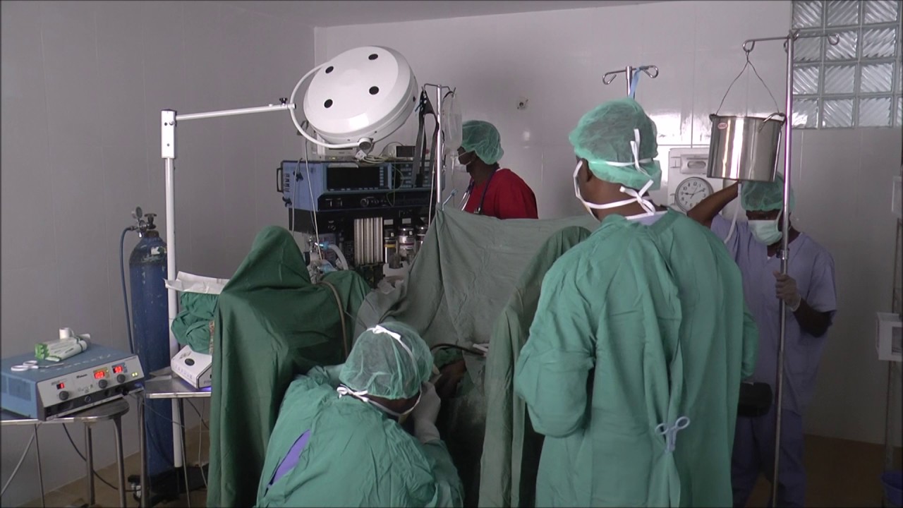 TURP OPERATION AT HOPITAL NOTRE DAME SA (TRANSURETRAL PROSTATECTOMY ...