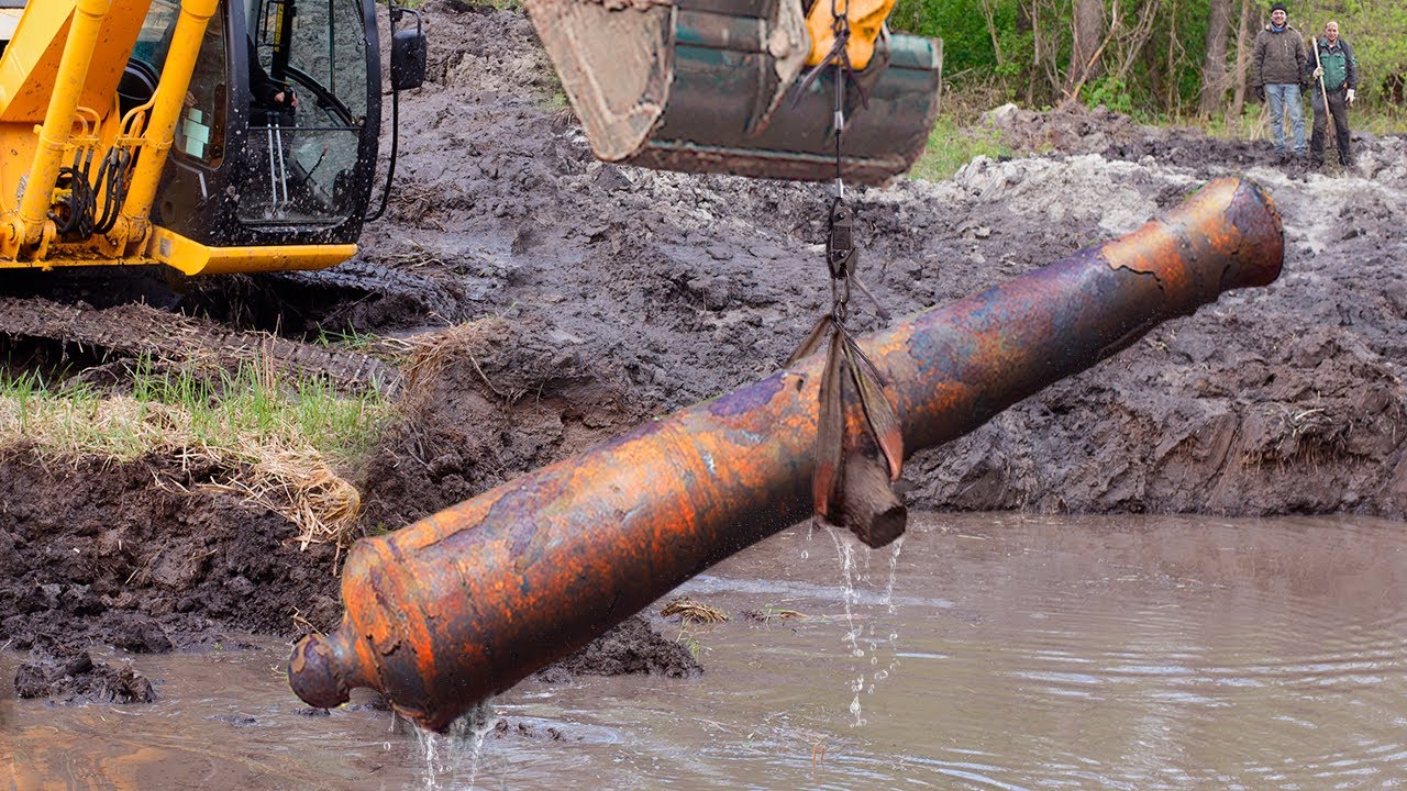 9 Amazing Things Found In Rivers - YouTube