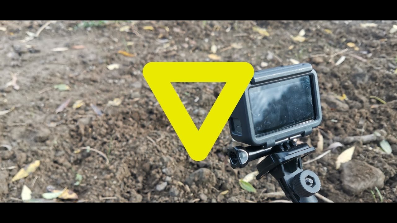 Kazma | Auto odhaleno! Kamera odhalila místo zakopaného kontejneru ...