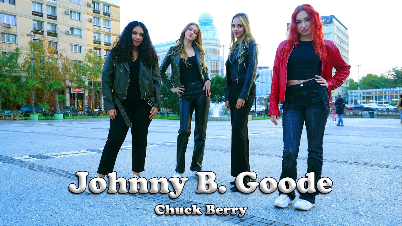 Johnny B. Goode - Chuck Berry (by WOW! Girls) - YouTube