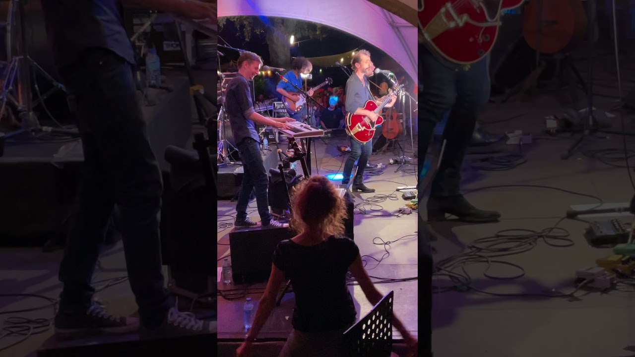 Les Innocents « Colore » Live à Montauroux - YouTube