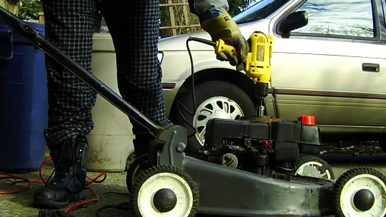 Old Craftsman worn out mower cold start - YouTube