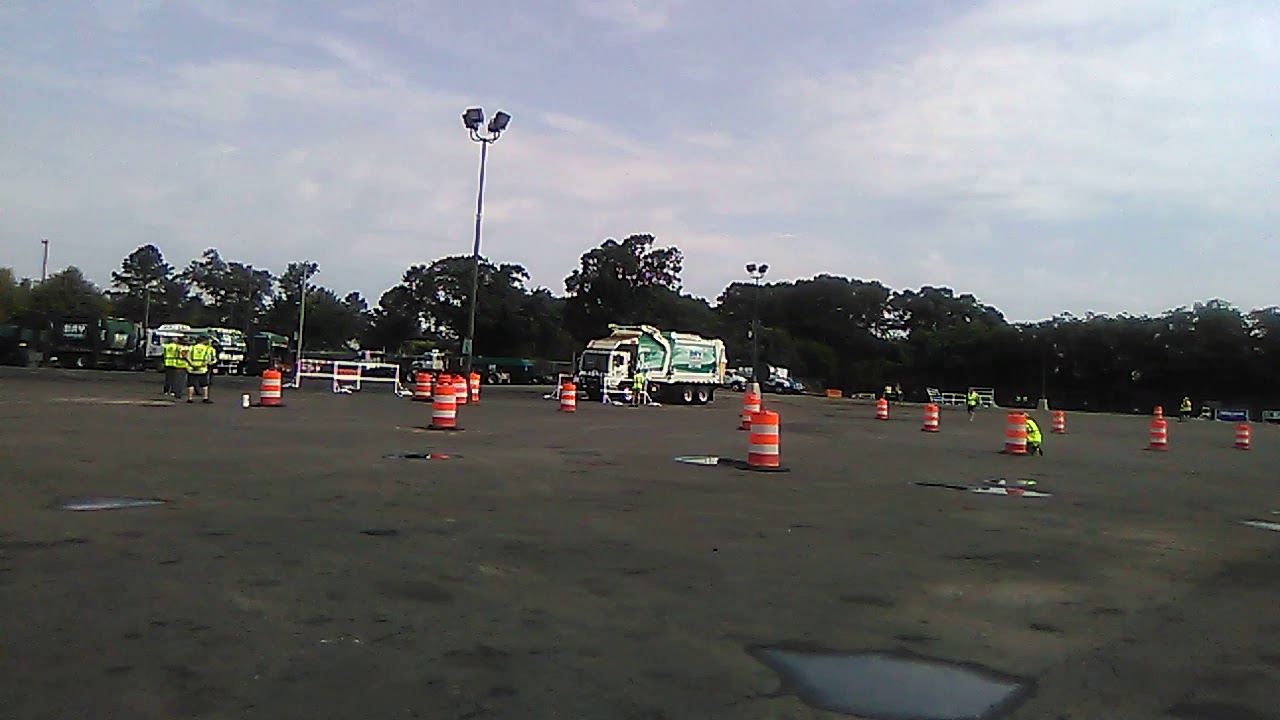 Bay disposal waste connection truck rodeo(1) - YouTube