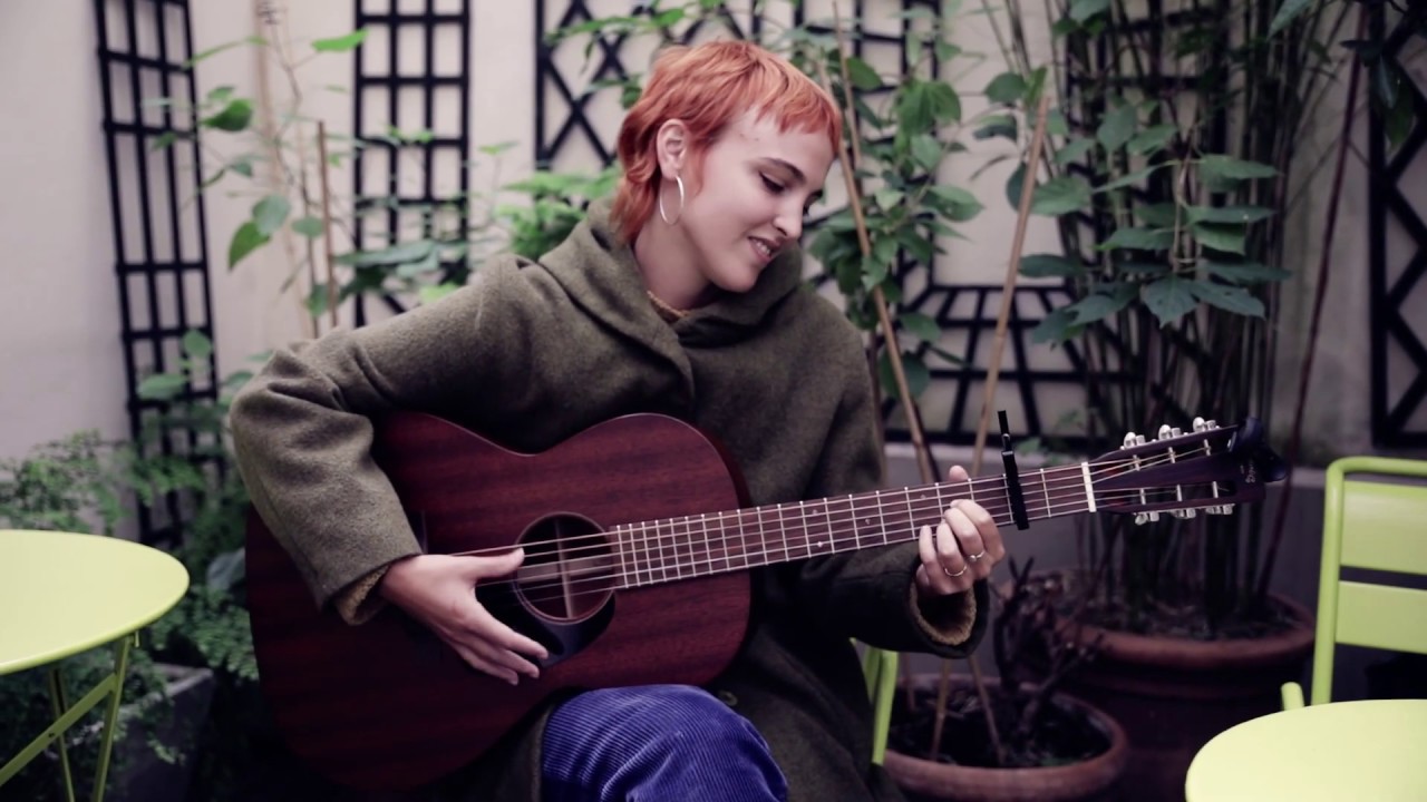 #1041 Dana Gavanski - One By One (Session acoustique) - YouTube