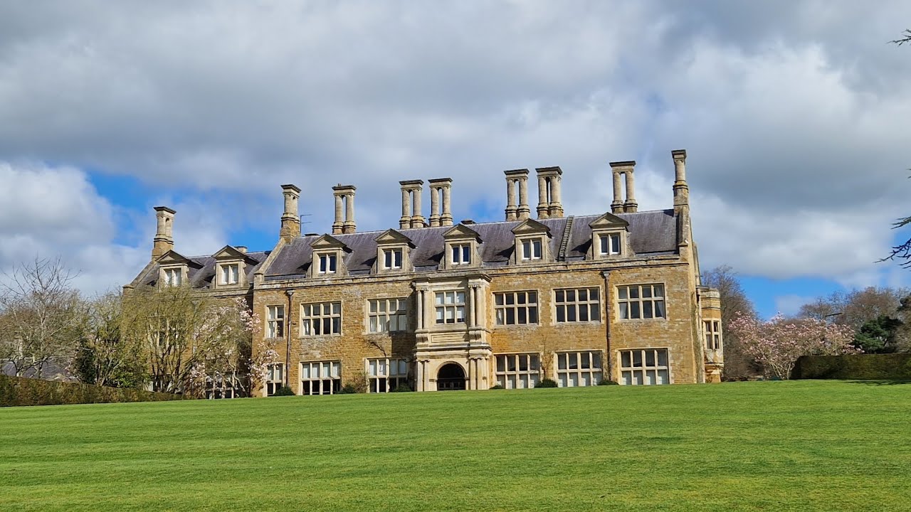 Holdenby House & Falconry, Historic House member. England UK 🇬🇧 - YouTube