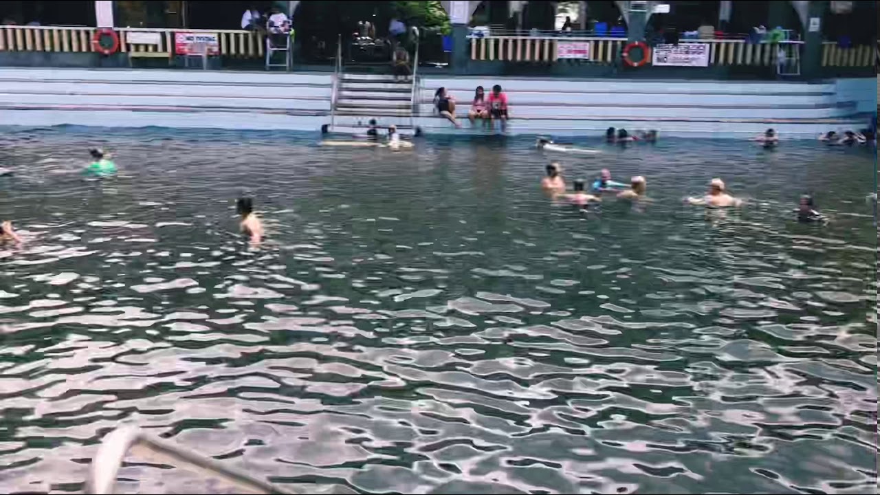 Juju and Jaja ... family bonding... - YouTube