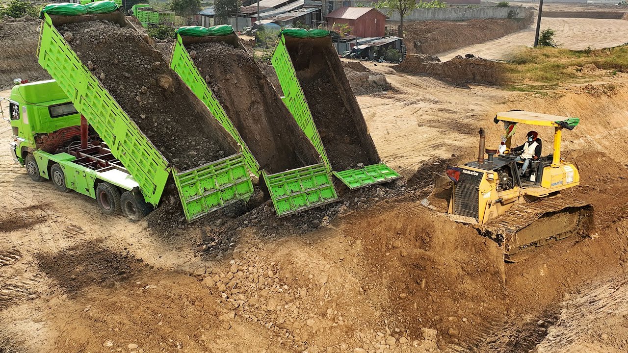 the best work fast Building New Road Bulldozer Working Pushing Soil And ...