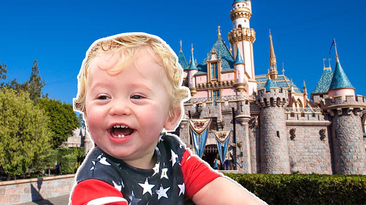 BABY'S FIRST DISNEY TRIP! - YouTube
