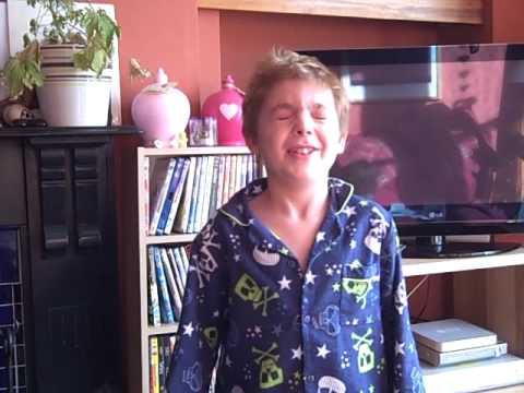 Elliot sings "I mustn't forget" - YouTube