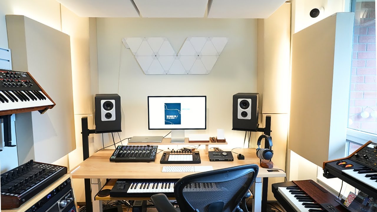 HOME STUDIO Setup 2024 (final studio tour before moving!) - YouTube