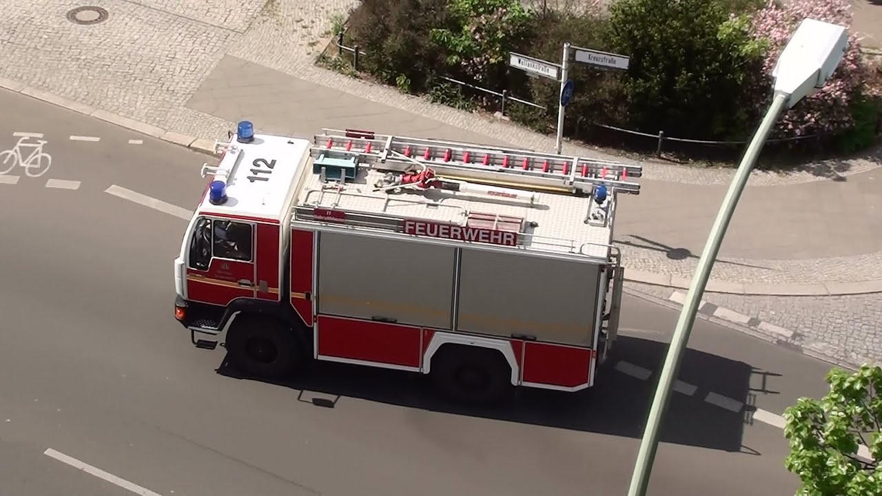 TLF 16/24-Tr CAFS FF Berlin-Niederschönhausen - YouTube