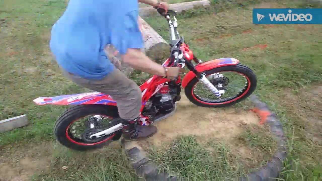 Keith rides redneck Hell Track - YouTube