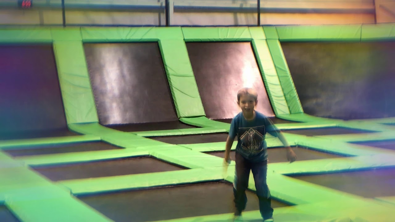 Eddie Gee Trampoline Flips - YouTube