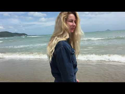 model Lera Denim suit